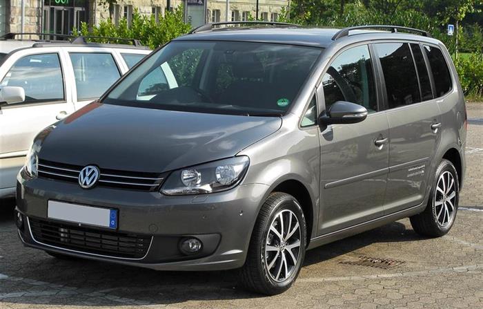 VW Touran 7 seats Automatic